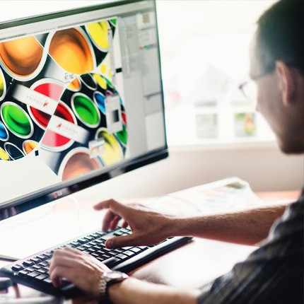 Formika - Technology / Quality / Graphic Studio